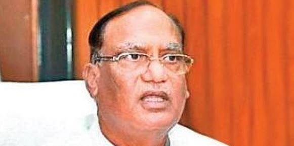 BJP govt at Centre blocking development of Telangana: Gutha Sukhender Reddy