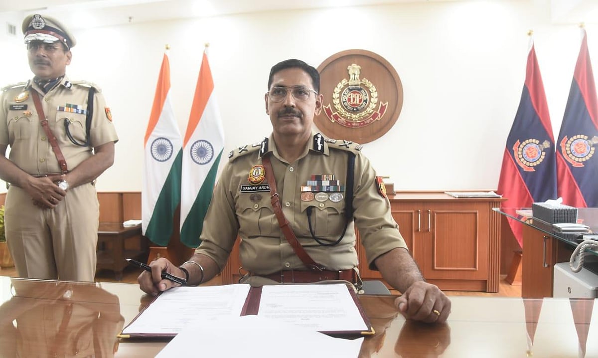 Senior IPS officer Sanjay Arora takes charge as Delhi Police commissioner