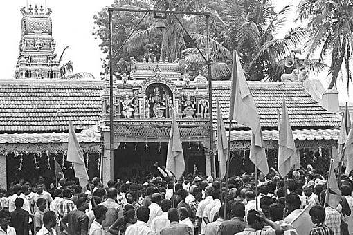 Finally, Dalits worship at century-old Kalapatti shrine