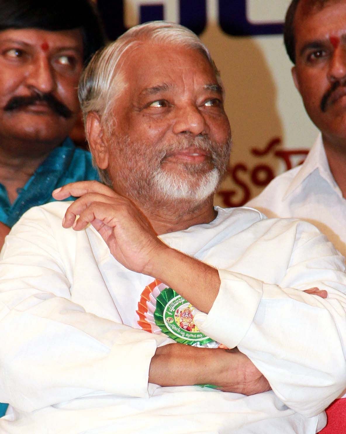 Pro-Telangana forces should come together: Keshav Rao
