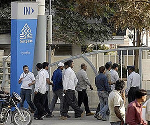 Satyam gets strategic investor