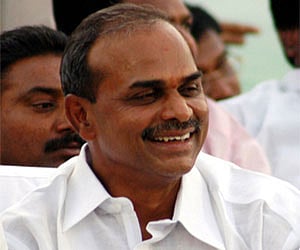11 sentenced to life for murder of YSR\'s father