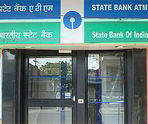 SBI slashes interest rates for repo-linked retail, small biz loans