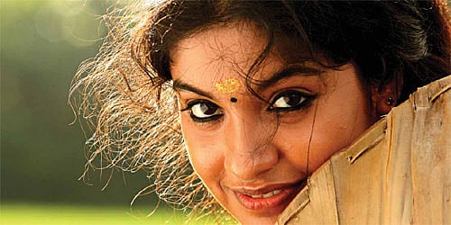 Archana acting like a ‘naadan’ girl