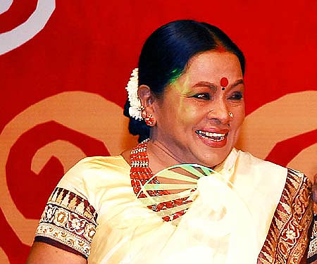 Legendary Tamil Actress Manorama \'Aachi\' Passes Away