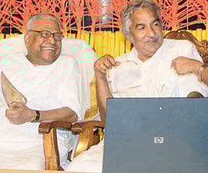 Changampuzha a great revolutionary, recalls VS