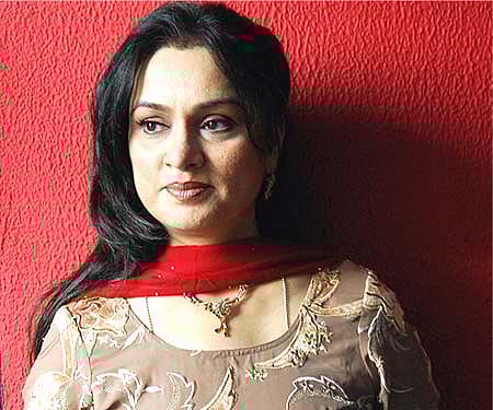 Padmini Kolhapure comes to Malayalam