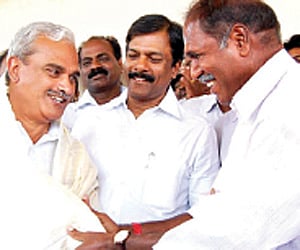 CM-Rangasamy bonhomie points to new axis?