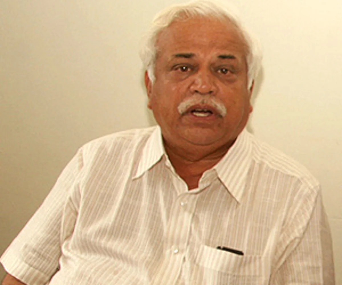Implement admin reform panel ideas: KARC chairman Implement admin reform panel ideas: KARC chairman