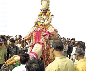 Kansa plots to kill Krishna