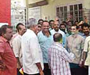 Hindalco strike puts country\'s defence in spot