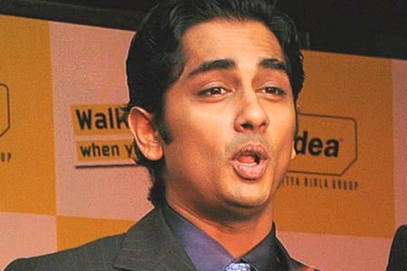 Siddharth Turns Singer Again for \'Enakkul Oruvan\'