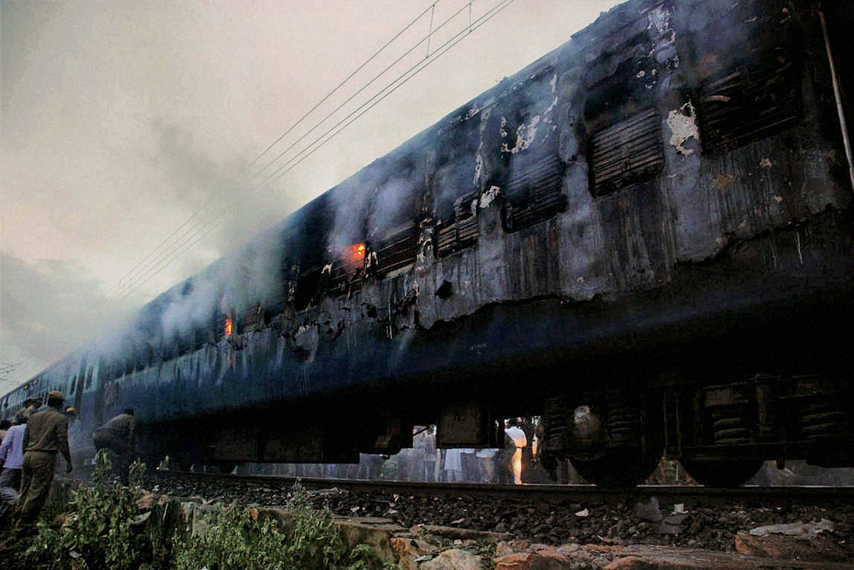 TN Express blaze: Four bodies have ten claimants