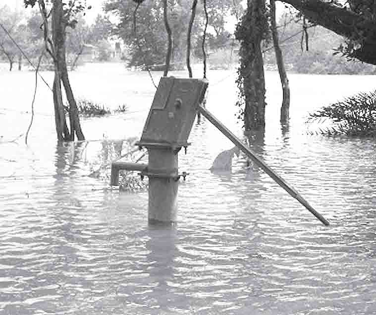 Safe drinking water still eludes flood-hit areas