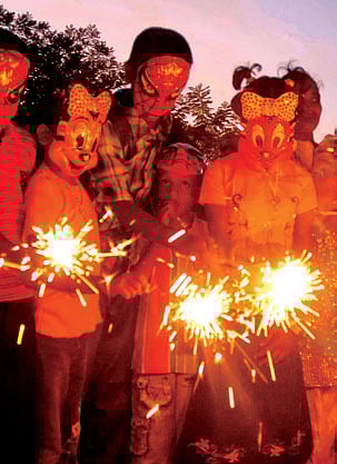 Enjoy crackers with care