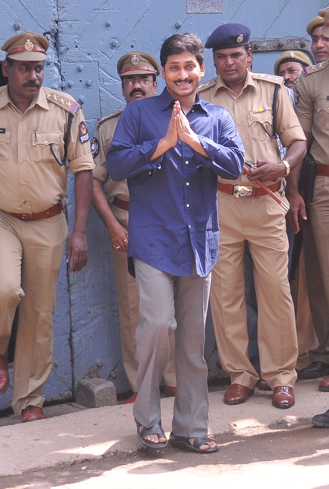 Jaganmohan Reddy released from jail