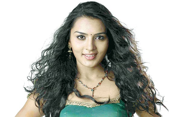 Sindhu on a Tamil remake spree