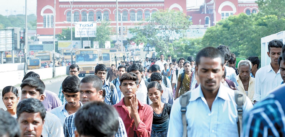 Walk along Pallavan Salai at your own risk
