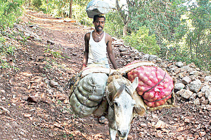 Nondescript Malaiyur Never on Map of Political Campaigns