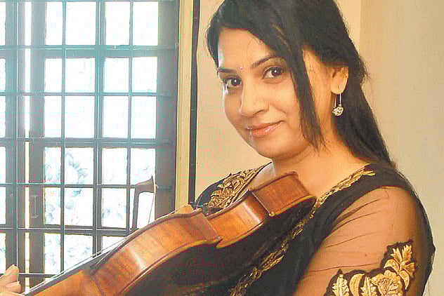 Padma Brings out a Blend of Violin and Vocal