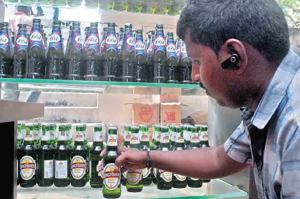 TASMAC May Help Earn Quarter of Tamil Nadu\'s Revenue