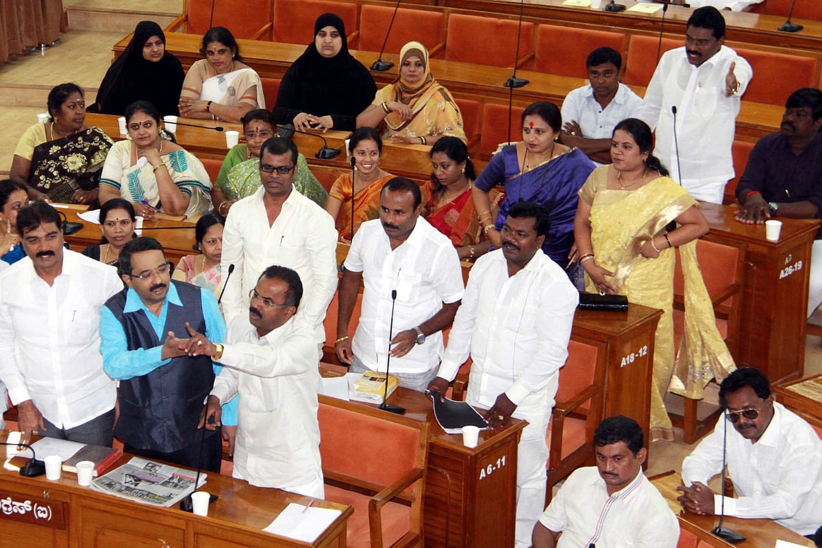 BBMP Council Heaps Praise on Mayor