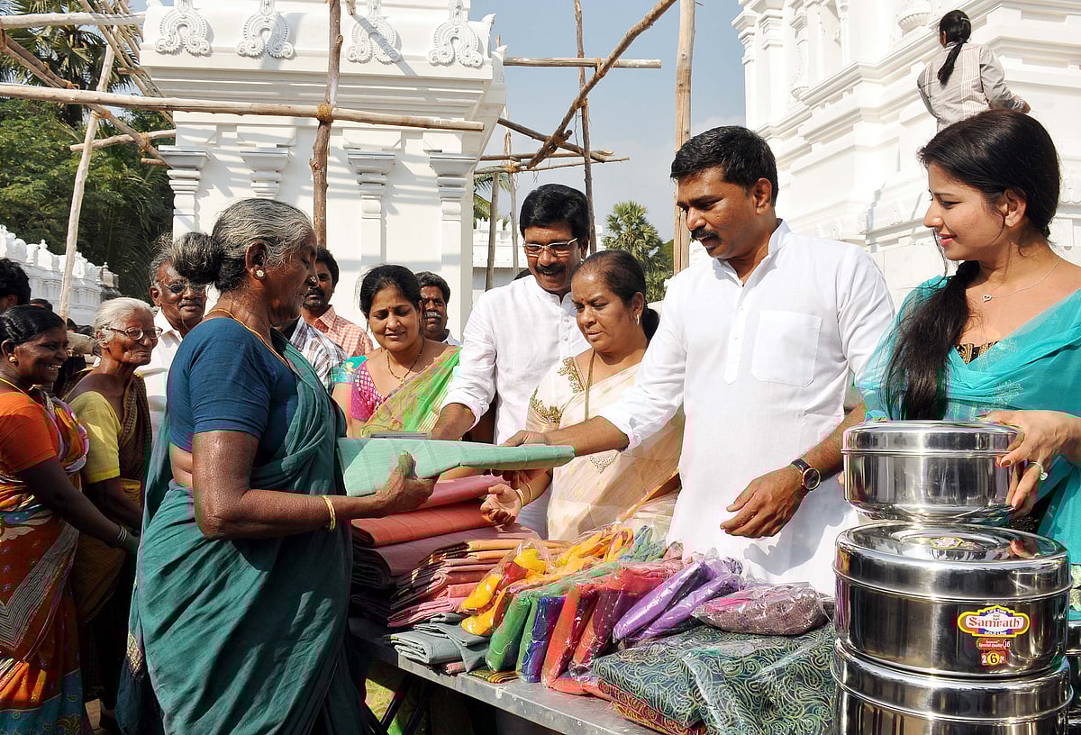 MEIL Chief Vows to Turn Dokiparru into Model Village