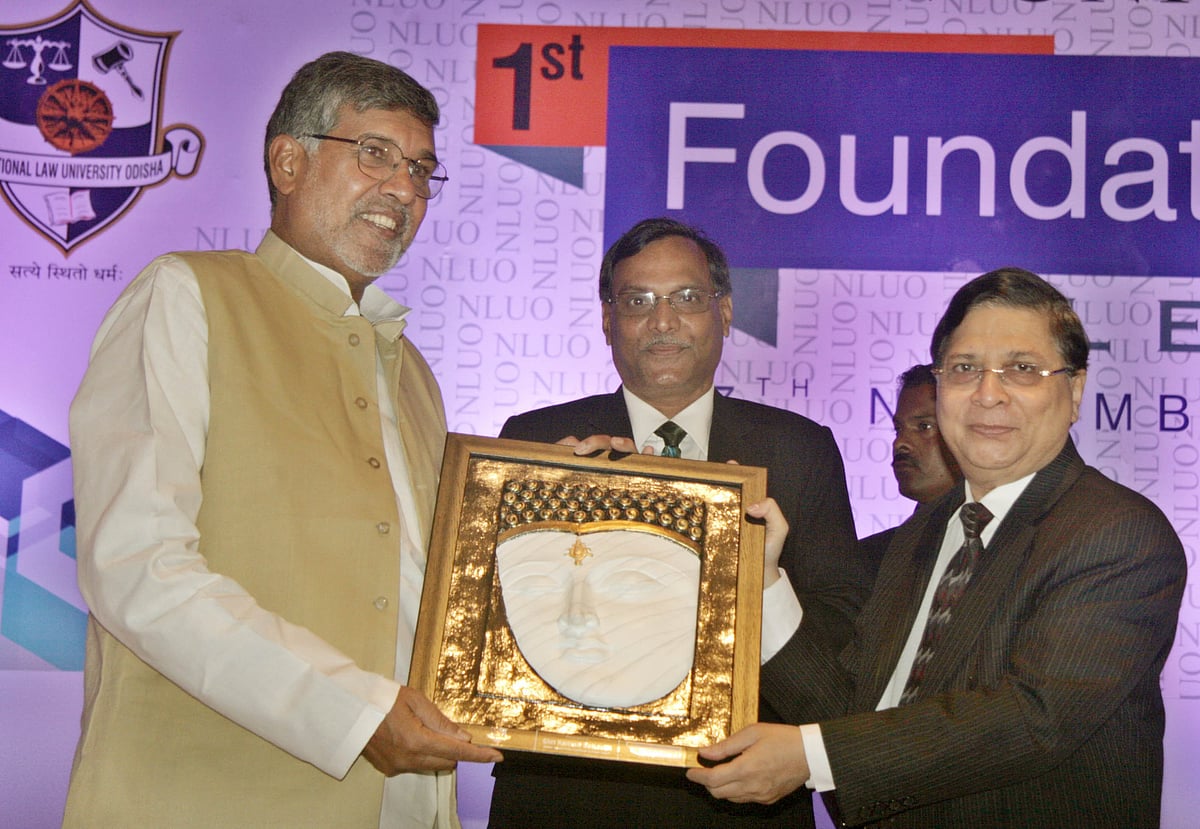 Nobel Laureate Bats for Higher Education Budget