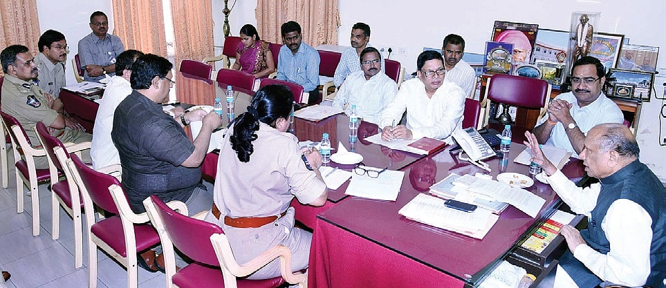 AP Cabinet Orders Judicial Probe Into Call Money Scam