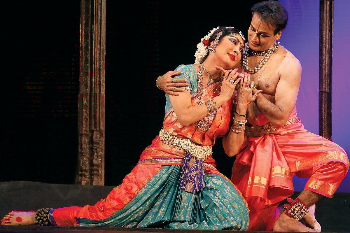 Depicting Dance, Doors and Divinity