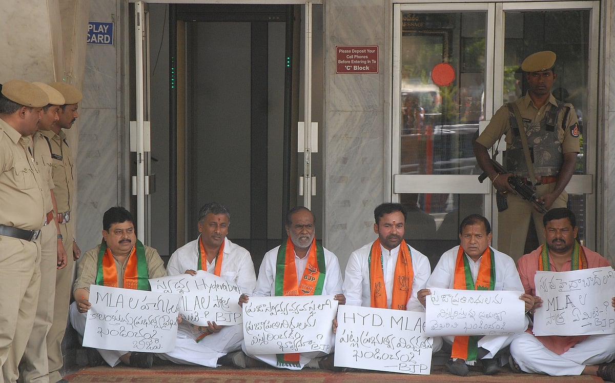 BJP MLAs Stage Protest over Swachh Hyd Campaign