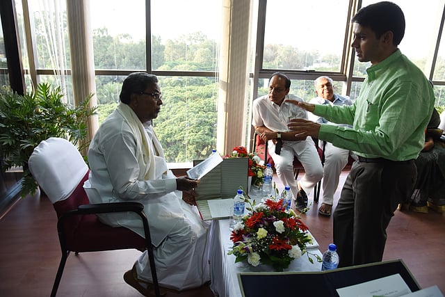 Siddaramaiah Inaugurates KUIDFC Premises