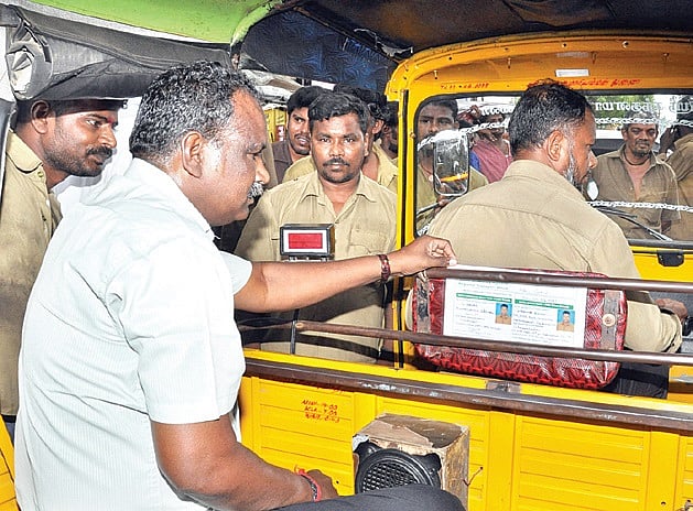 RTO Goes \'Sticker\' Way to Ensure Passenger Safety in Autos