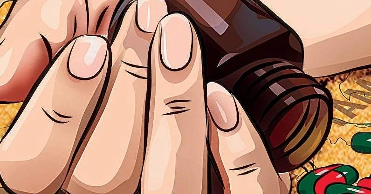 Woman attempts suicide at Prajavani, alleges apathy towards land-grab ... Woman attempts suicide at Prajavani, alleges apathy towards land-grab ...