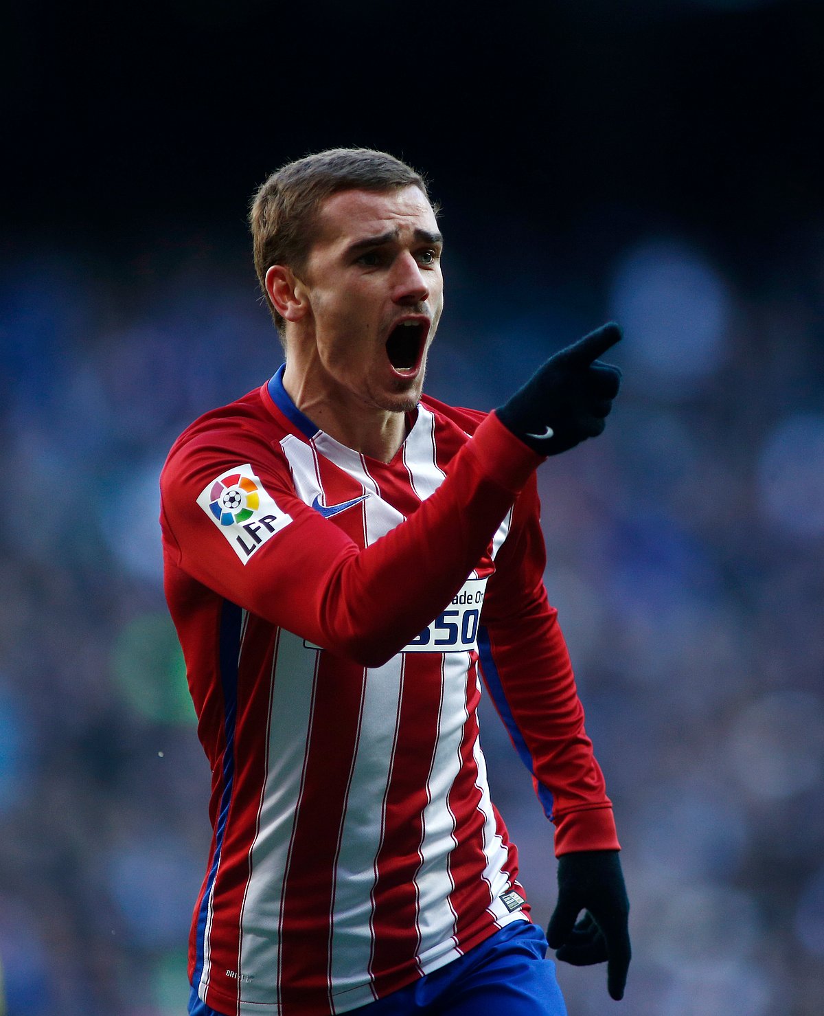 Chelsea keep a firm eye on Atletico Madrid\'s Antoine Griezmann