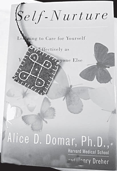 Try a Traditional Rangoli Design for Bookmark