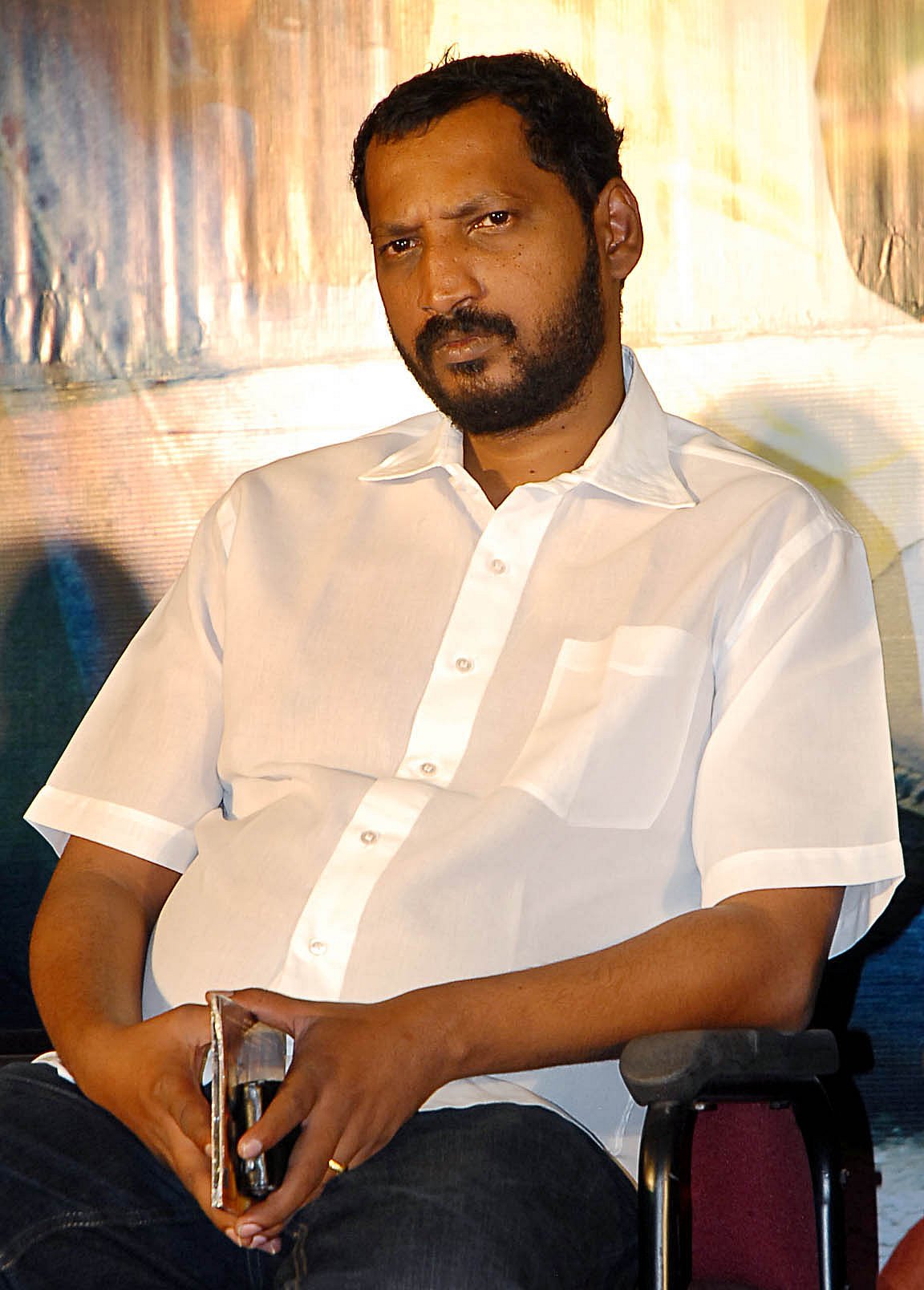 Noted lyricist Na Muthukumar passes away