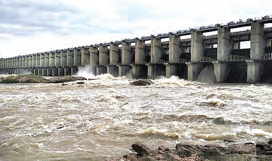 Huge inflows into Jurala dam bring cheers to Mahbubnagar farmers