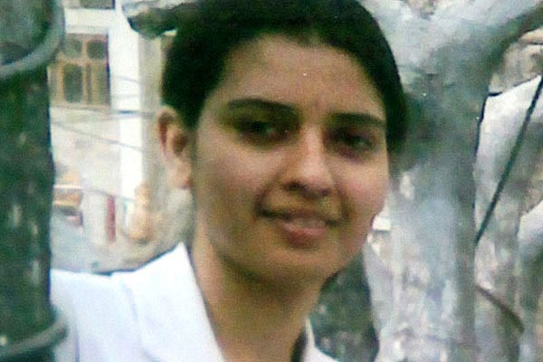 Preeti Rathi acid attack case: Court gives death to man saying acid ...