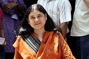 Maneka Gandhi to be operated for gallstones in AIIMS