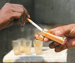 Madras HC tells centre to ensure ban of tobacco products across India