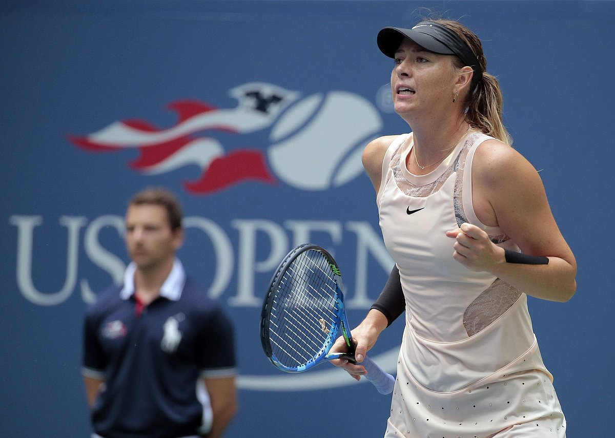 What ban? Chinese in thrall to tennis 'goddess' Sharapova