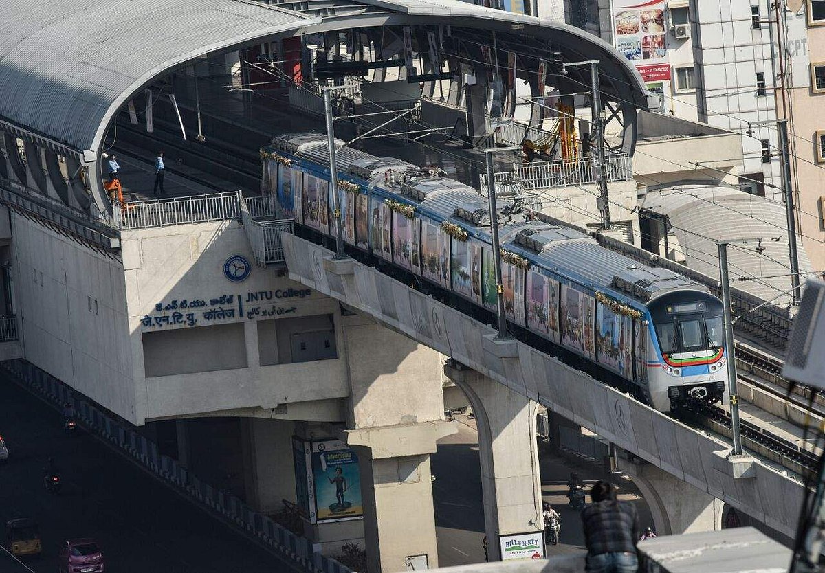 Hyderabad Metro Rail launched, opens to the public at 6 am on November ...