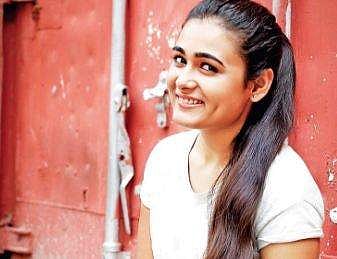 Arjun Reddy girl Shalini Pandey teams up with Jiiva