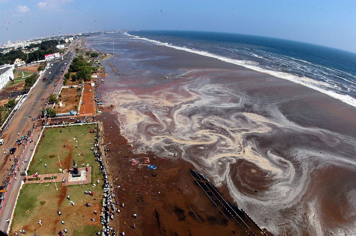 Remembering the Tsunami of 2004: Here are images which our minds can ...