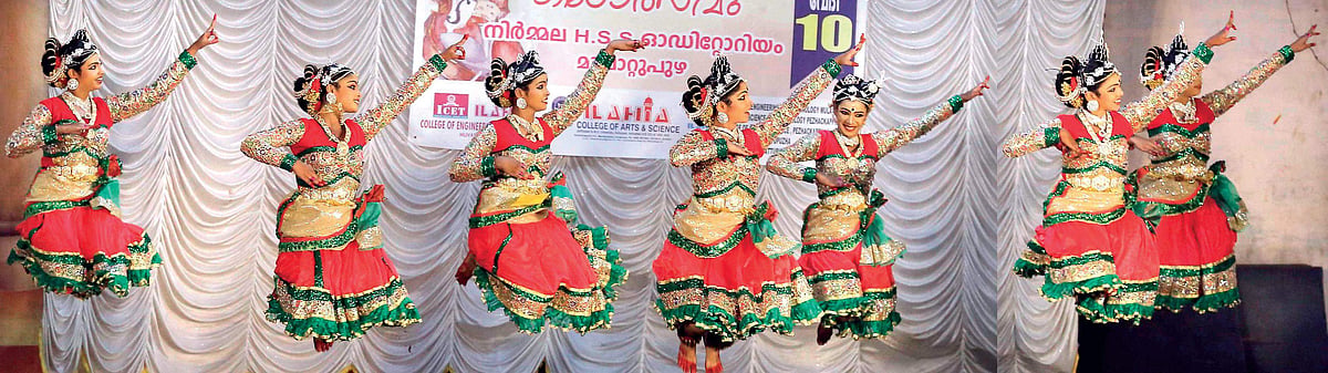 North Paravoor surges to the top amid acrimony at youth fest