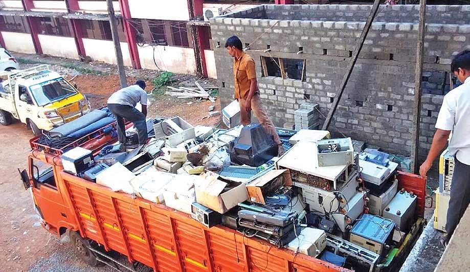 Customs probing import of ‘e-waste’