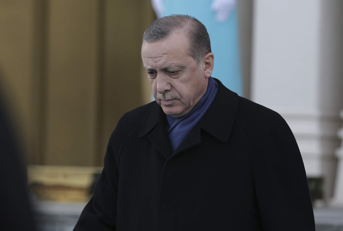 Turkey opposition leader sparks ire with controlled coup claim