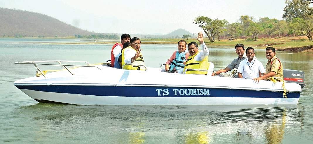 Pakhal lake soon to be turned into a tourist spot