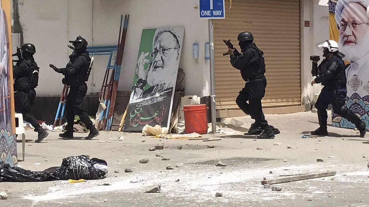 Over 5 killed, 286 held in Bahrain raid on Shiite cleric hometown